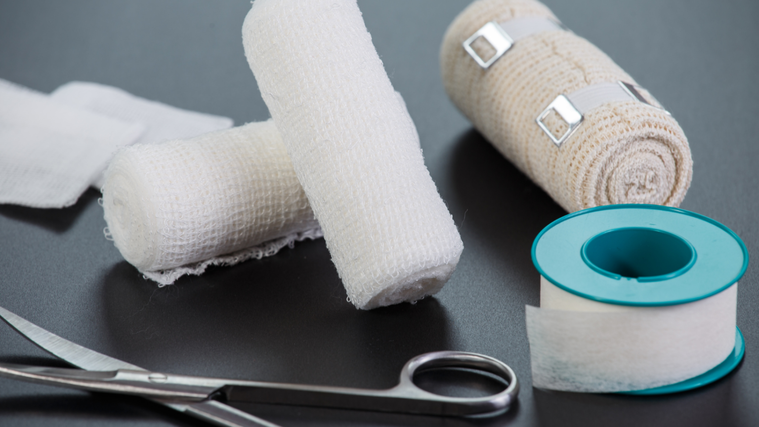 How to Build a DIY Gunshot Wound Kit » Concealed Coalition